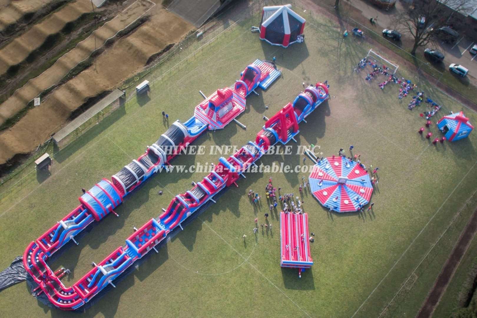 CR1-003 220M Giant Obstacle Course - Chinee Inflatable