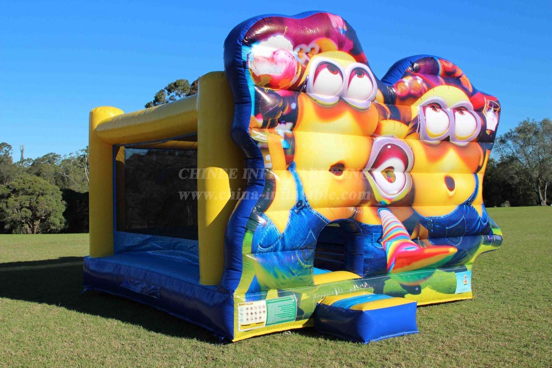 T2-4081 Minions Jumping Castle - Chinee® Inflatable Factory